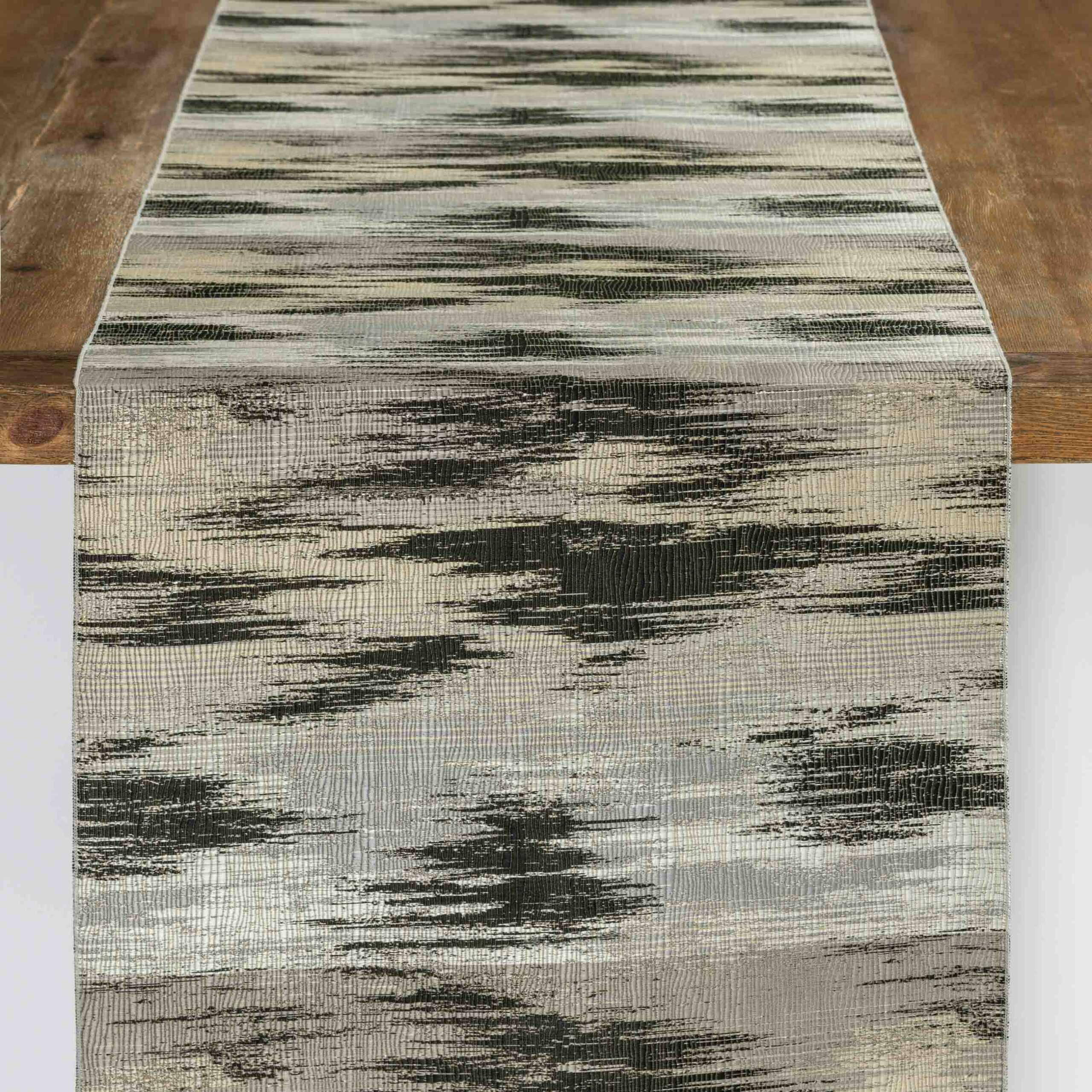 Black Waterfall Runner - Over The Top